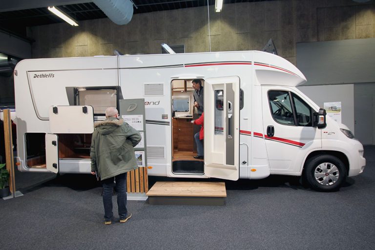 2018 - Dethleffs Trend T 7017 – Rigtig god plads og høj lasteevne ...