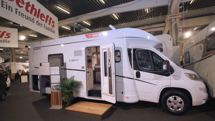 2018 - Dethleffs Trend T 7017 – Rigtig god plads og høj lasteevne ...
