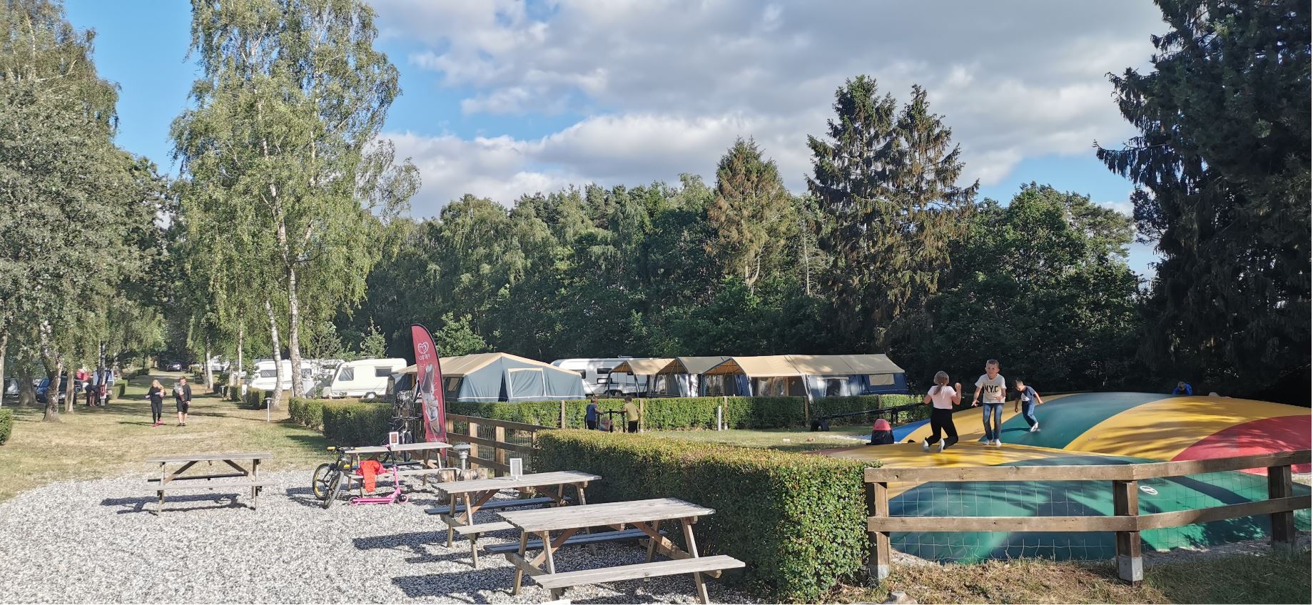 God service og smuk natur er en god blanding - besøg Auning Camping ...